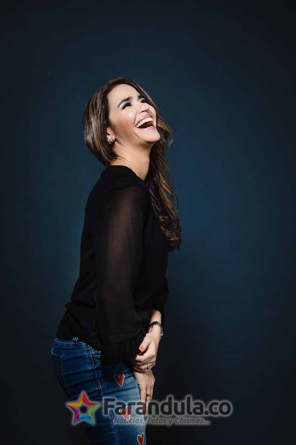 Roxana Chacón pasa de las cámaras de televisión a convertirse en una Marketing RockStar