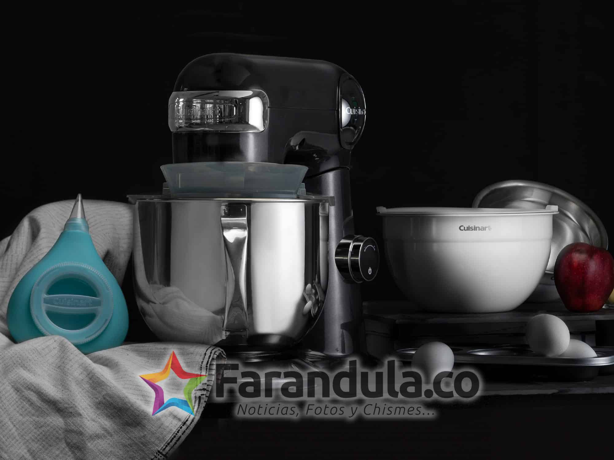 La nueva batidora de pedestal digital de alto rendimiento de Cuisinart(R)
